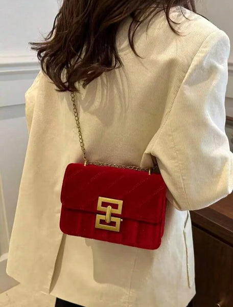 Madison Red Purse – Defense Queens